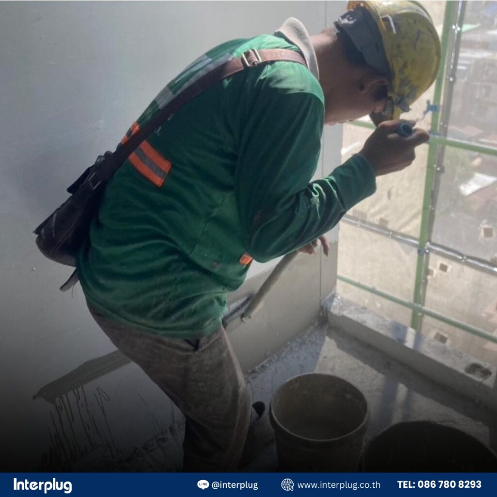 แก้ปัญหาน้ำรั่วซึมระเบียง ไว้ใจผู้เชี่ยวชาญงานกันซึม INTERPLUG – Interplug