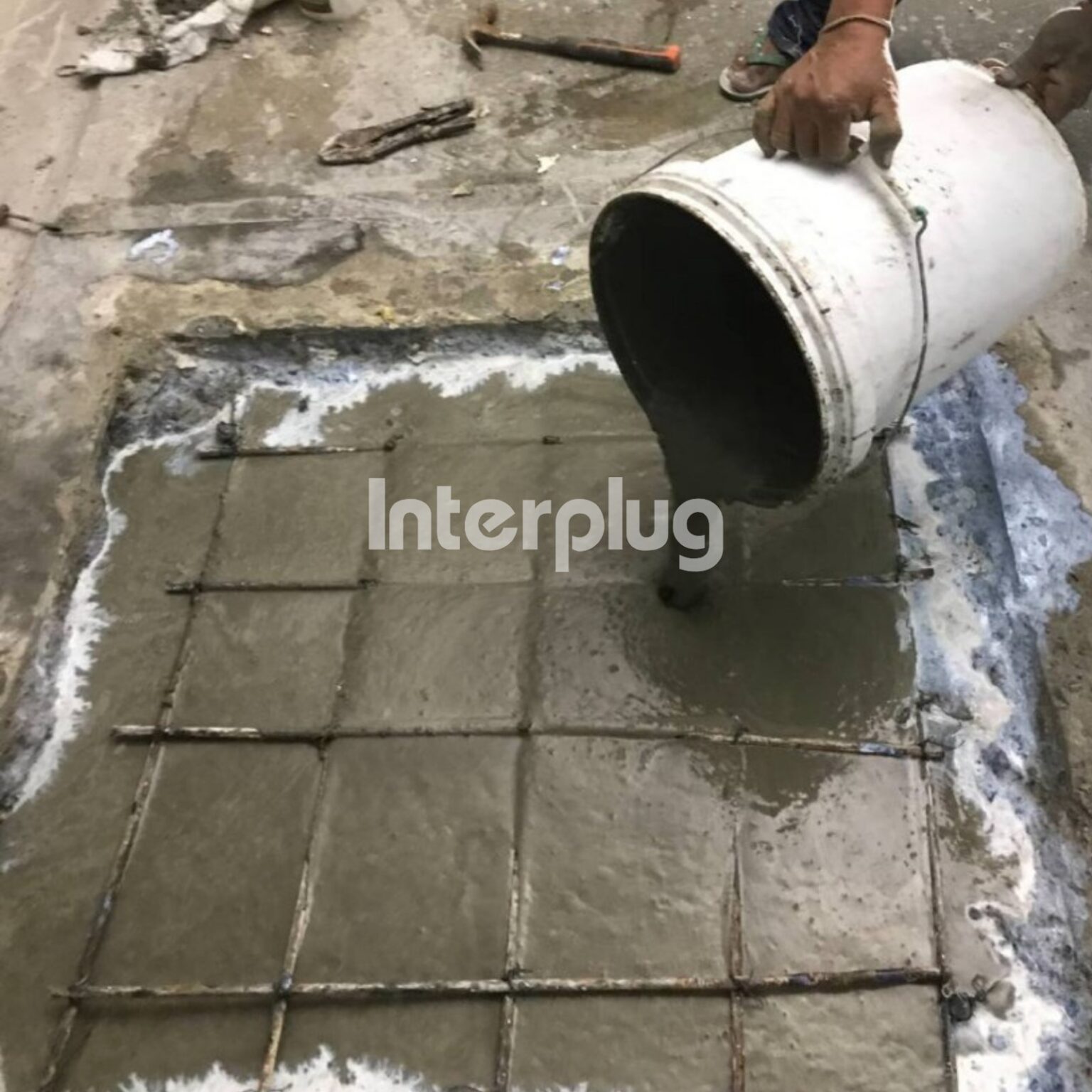 บริการซ่อมหลุม King Post โดย INTERPLUG – Interplug