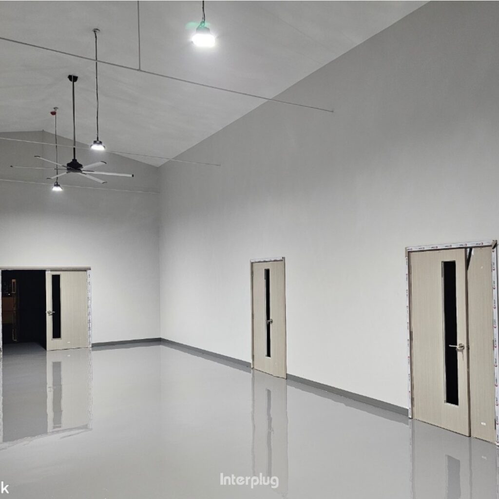 บริการงานพื้น Epoxy โดย Interplug – Interplug