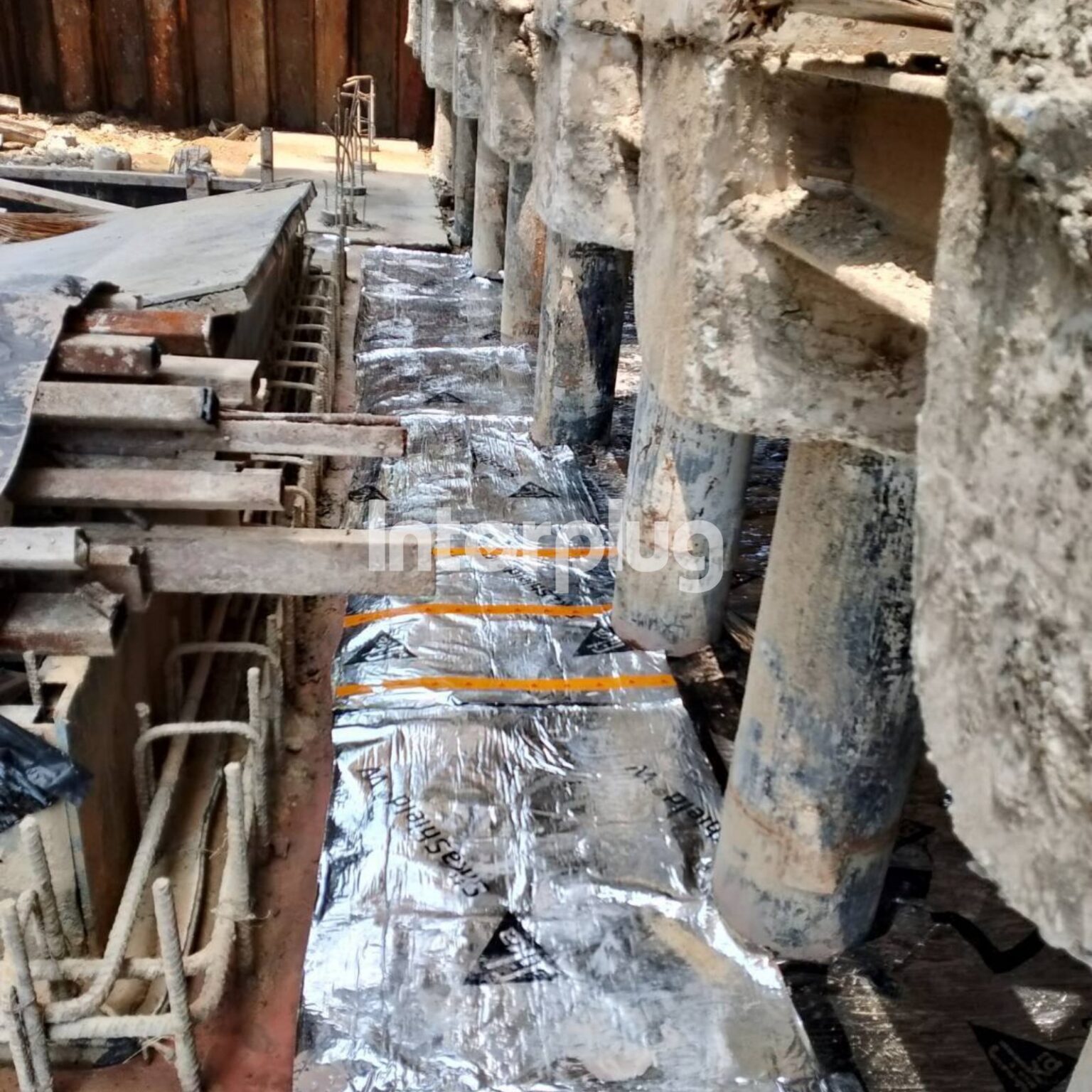 บริการงานกันซึมชนิดแผ่น โดย Interplug – Interplug